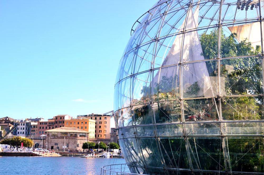 Genoa Biosphere: animals, plants and architecture • Paola Everywhere