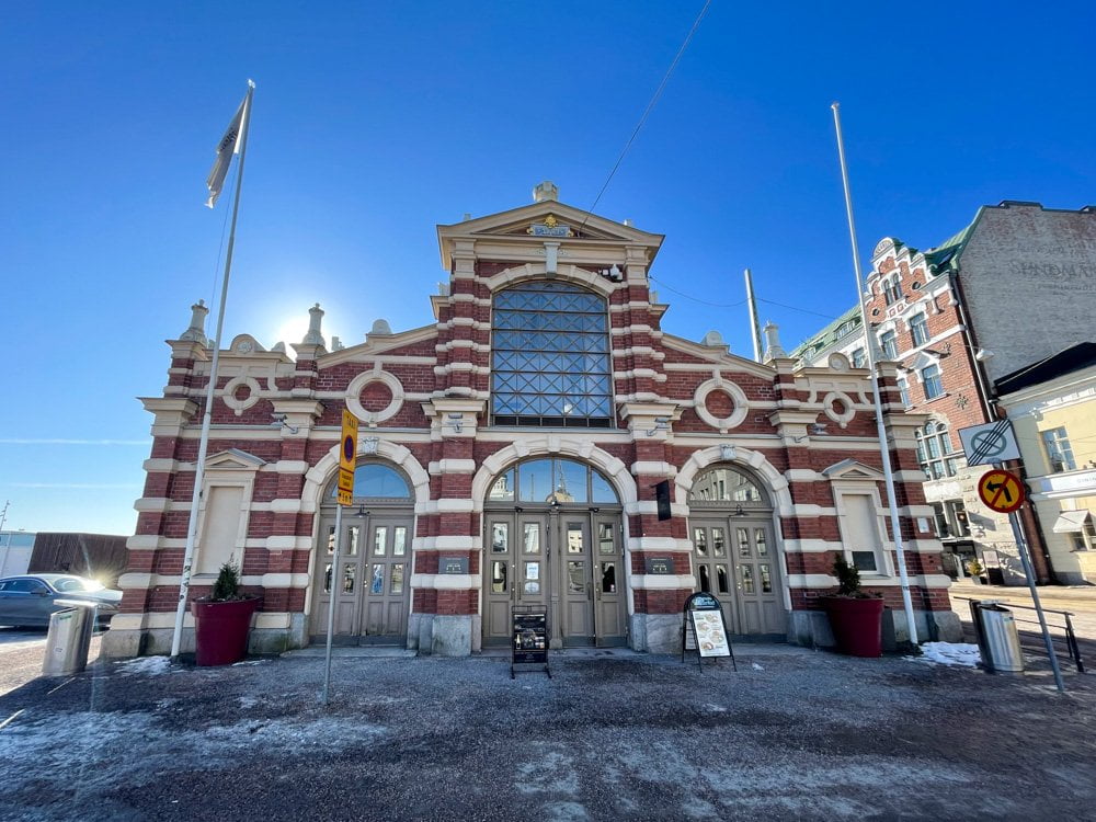Guide to Vanha Kauppahalli: Helsinki Old Market Hall • Paola Everywhere