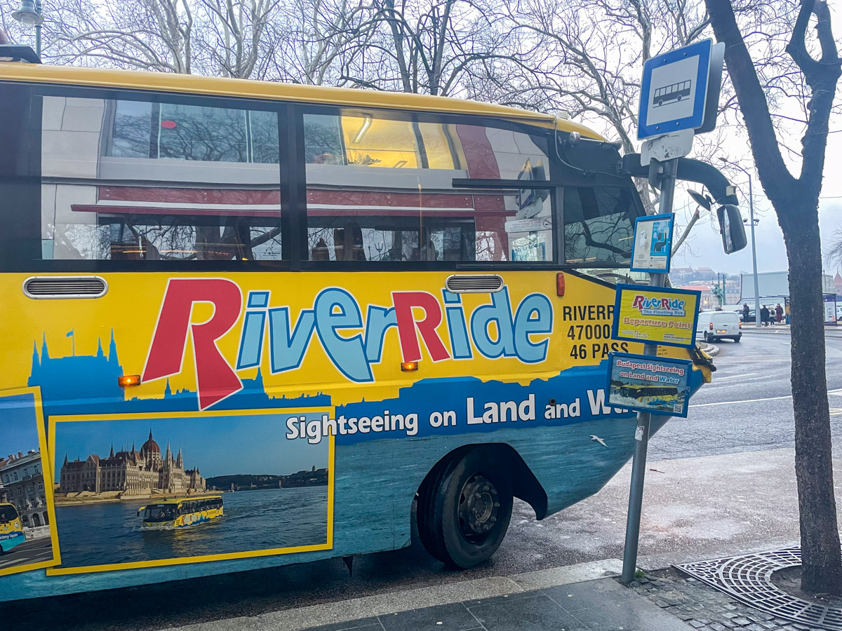 Budapest Floating Bus Tour: See the Hungarian Capital from a Unique ...