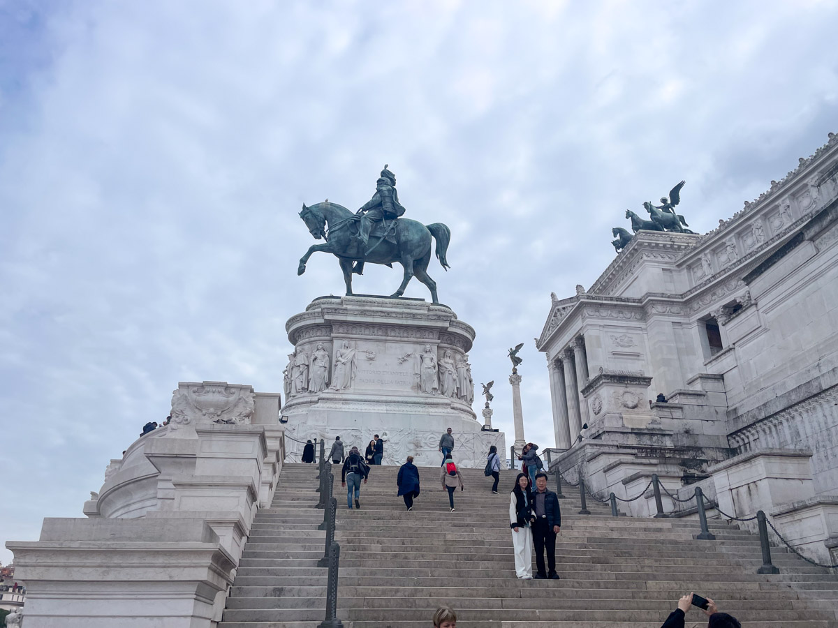 Discovering the Vittoriano and the Altar of the Fatherland: the Rome's ...