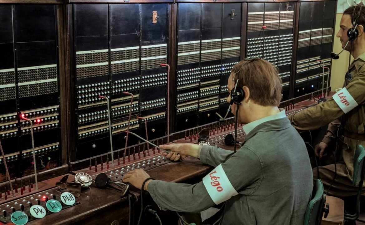 Secret Budapest: The Hospital in the Rock Nuclear Bunker Museum ...